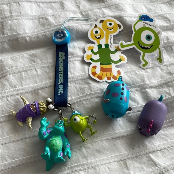 Toys | Disney Pixar Monsters Inc Charm Key Chain Randall Tsum Tsum ...